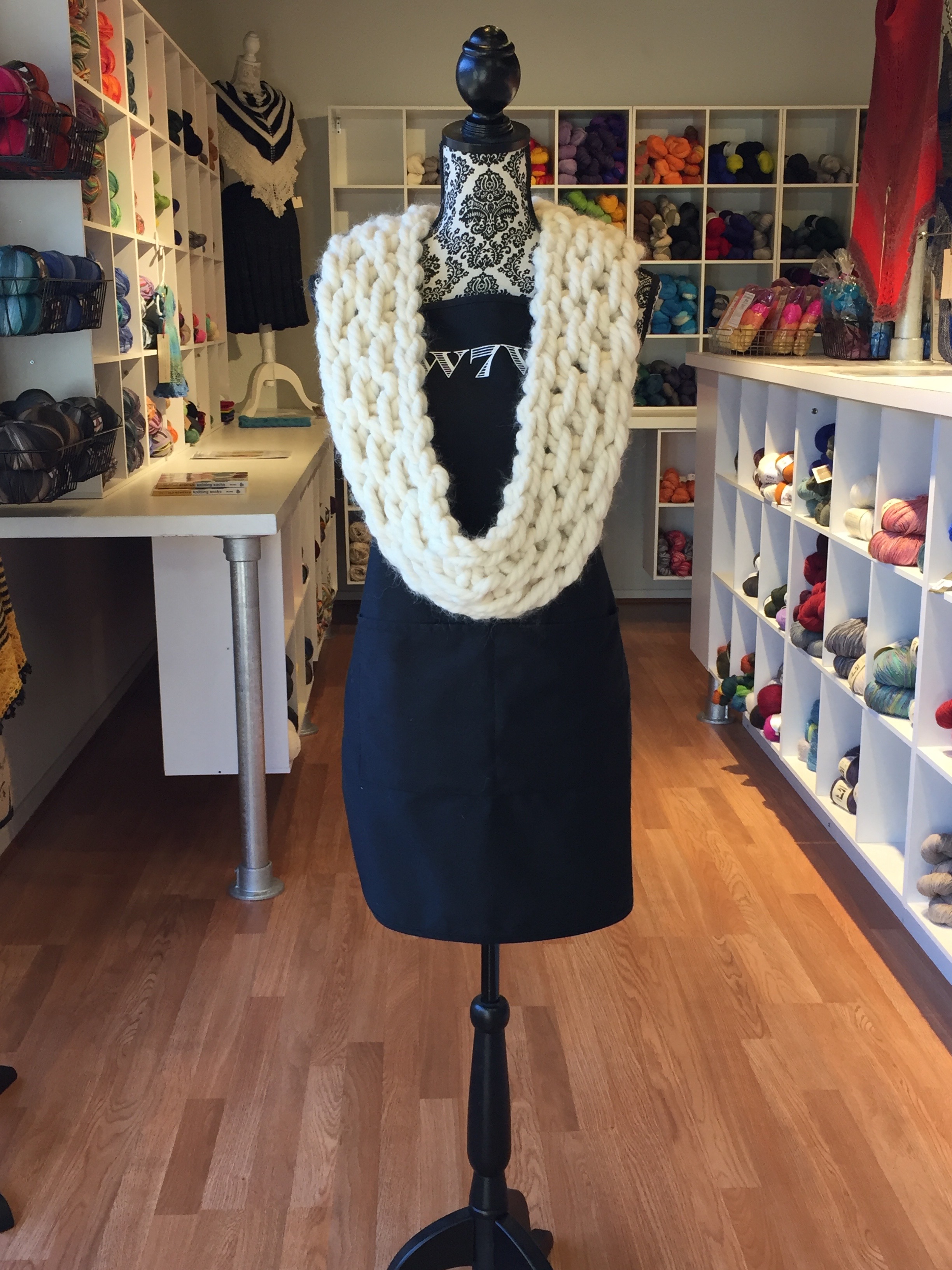 Jumbo Cowl Class (Knitting) - West 7th Wool